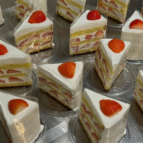 원두납품 카페컨설팅 구월동카페 구월동디저트 인천시청디저트 커먼커피 답례품예약 화요일의 커먼커피입니다😃 아침부터 뿌연 안개로 출근하시느라 다들