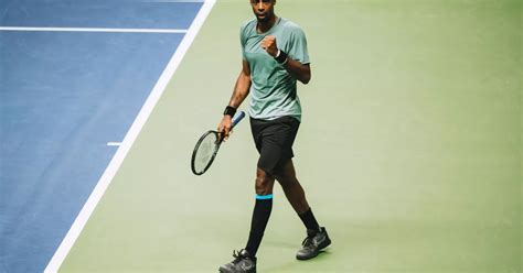 Tennis Lantillais Gaël Monfils écarte Adrian Mannarino Et Fonce En
