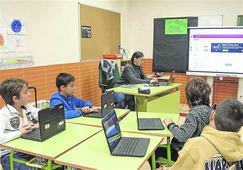 Los Colegios Revisan La Eficacia Del Uso De Las Nuevas Tecnologías Para