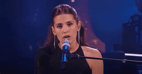 Adopted Christian Singer Makes ‘american Idol Top Seven After Singing