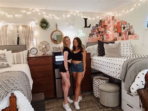 Sorority House Room