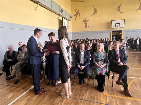 ZAKOŃCZENIE ROKU SZKOLNEGO KLAS MATURALNYCH