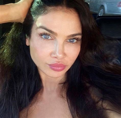 Yvette Nelson Bio Age Height Wiki Models Biography