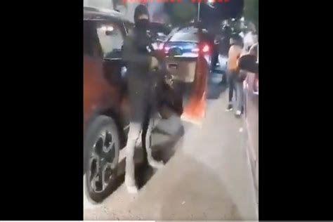 Video Sujeto Le Pide Selfie A Sicario Del Grupo Élite Del Cjng