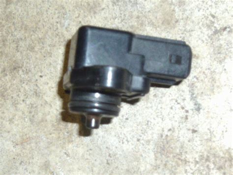 MITSUBISHI OEM MANIFOLD PRESSURE MAP SENSOR MD305600 Eclipse Galant ...