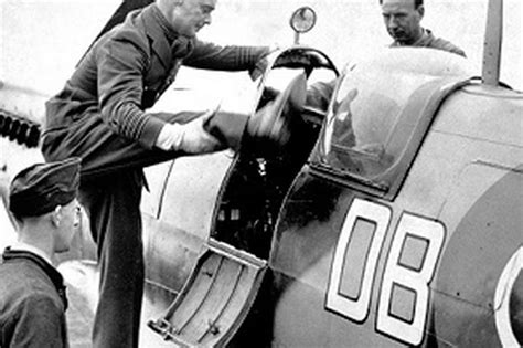 Rare Footage Of Hero Pilot Douglas Bader Centre Of New Exhibition Douglas Bader Pilot