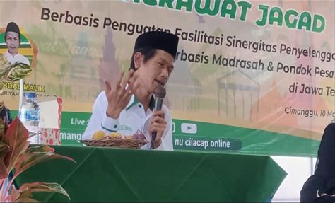 Kiai Abdal Malik Pesantren Dan Madrasah Memperkuat Kebangsaan