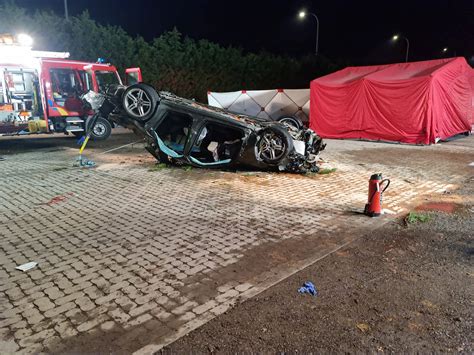 Twee Doden Bij Verkeersongeval In Koningshooikt Twee Andere