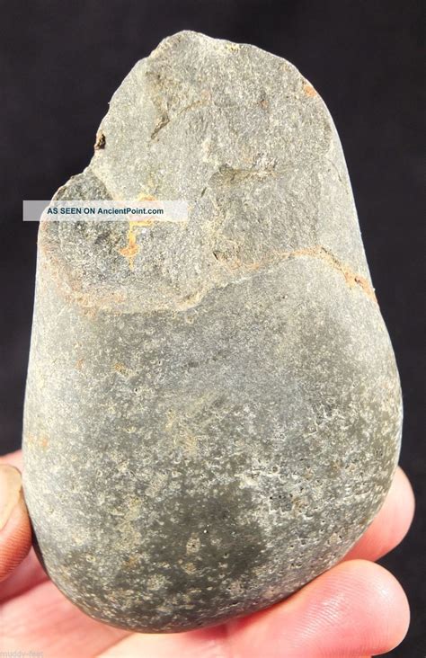 Lower Palaeolithic Mode 1 Basalt Pebble Chopper C700 400k Kent P697