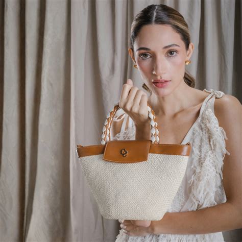 Canasto Ava Natural Claudia Sanchez Design