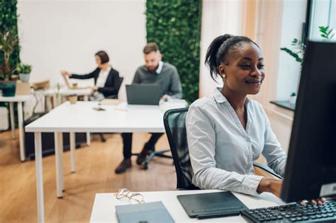 30 Payroll Interview Questions To Ask Candidates