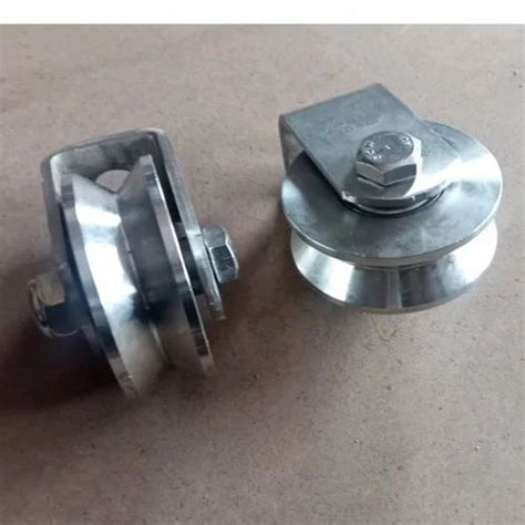 Fixed Stainless Steel Gate Roller Wheel Polish Size 125 Mm Diameter