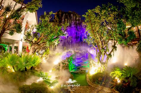 Photos This Breathtaking Café In Thailand Looks Straight Out Of A