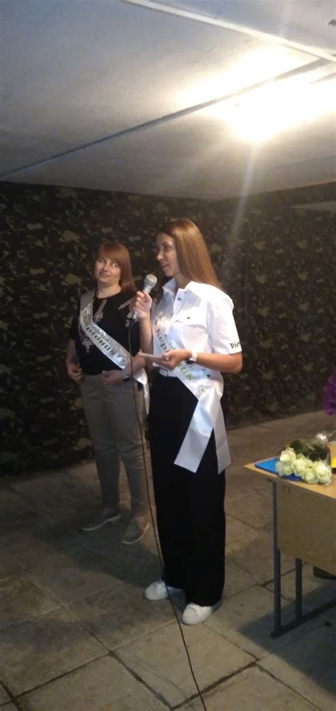 Урочисте вручення свідоцтв про повну загальну середню освіту 2023