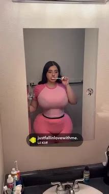 May Ling Maylingxoxo Snapchat Stories Spotlight And Lenses
