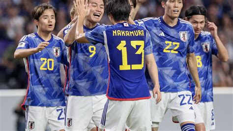 中村and堂安の攻撃的wbも躍動 3バック使い分けた森保j、w杯2次予選24得点0失点で6戦全勝突破 Antenna アンテナ