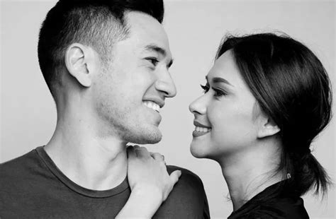 Kata Kata Cinta Romantis Buat Pacar Pasangan Dan Gebetan