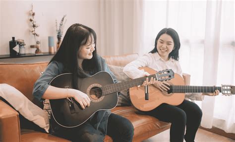 Beginner Classical Guitar Strings And Accessories Daddario