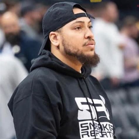 🦄 Sneakerreporter Travis Singleton Tiktok