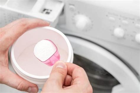 Oxygen Bleach Vs Chlorine Bleach Difference And Usage