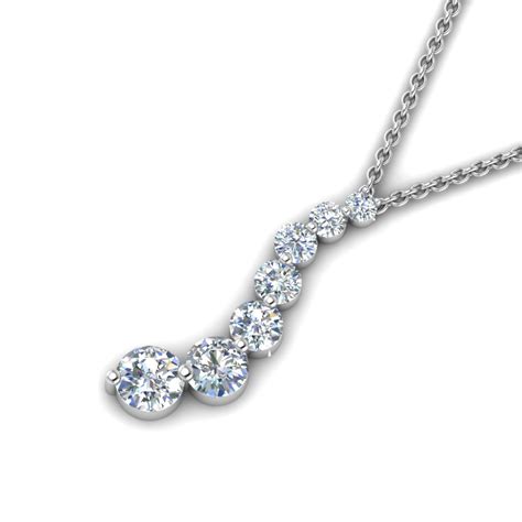 Graduated Diamond Pendant For Women In 14K White Gold Fascinating