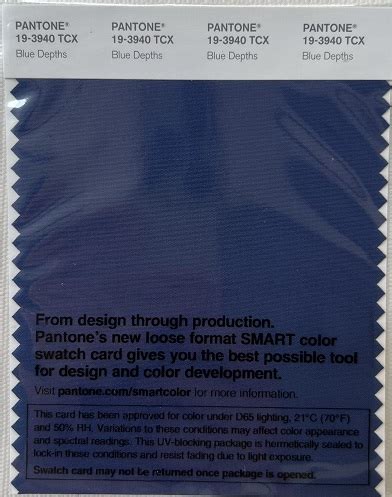 Pantone TCX Cotton Swatch Card 19 3940 TCX Blue Depths