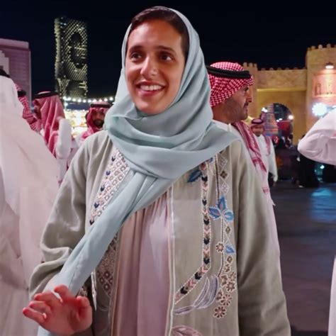 الأميرة هيفاء آل سعود تزور جدة وتبدي إعجابها بأجواء الموسم مجلة هي