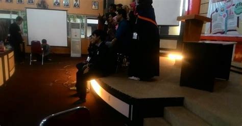 PEMENANG LOMBA DEBAT PENDIDIKAN