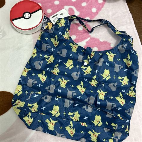 ポケットモンスター ピカチュウ エコバッグ モンスターボール ポーチ付き By メルカリ