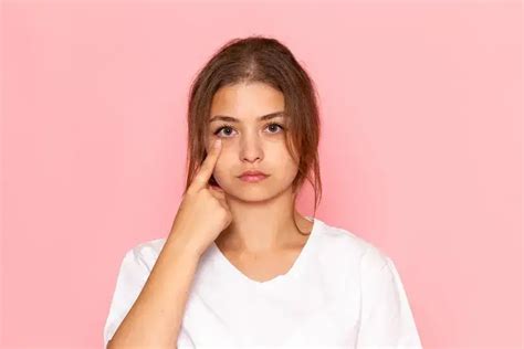 How To Remove Eye Bags Permanently Best Treatments And Tips Credihealth