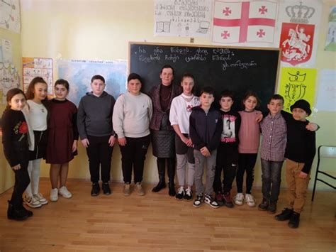 გორისის საჯარო სკოლაში დედაენის დღეს სპექტაკლი მიეძღვნა ეტალონი