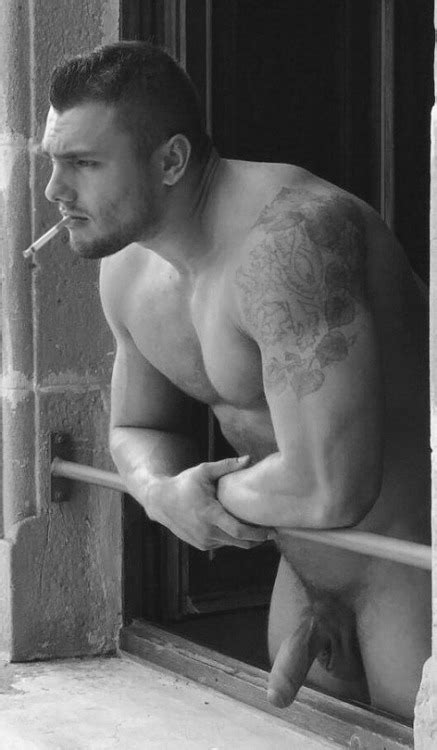 Post Bare Naked Nude Men Tumblr Tumbex