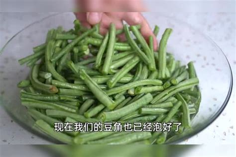 炒豆角有人焯水，有的直接炒，难怪不好吃，大厨教会你正确做法大厨做法
