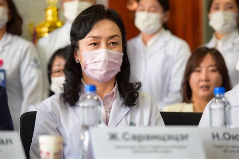 Б Хишигжаргал Цусны үүдэл эсийг донороос өвчтөнд суулгах эмчилгээг Монголд анх удаа хийлээ