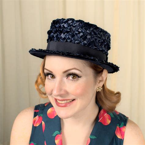 Vintage 1960s Navy Raffia Daisy Hat Cats Like Us
