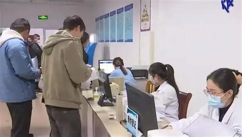 高血压患者注意：这几种食物要少吃，不然会引起并发症，了解不亏