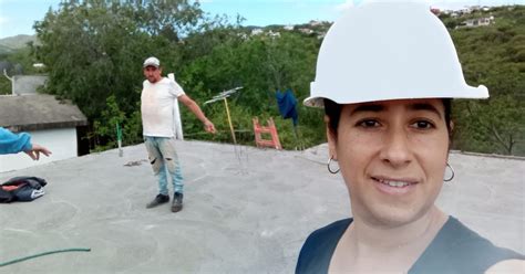 La Primera Gasista Plomera Y Electricista De Su Pueblo “me Emociona Llevar La Calefacción A