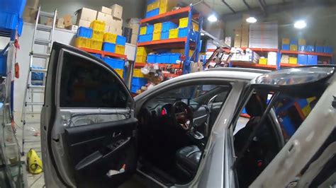 기아자동차 스포티지r 변색되고 오랜된 필름지 제거이후 앞유리 도어유리 열차단썬팅 재시공을 완료한 영상입니다 이외의 썬루프 보호필름 시공등의 정보도 제공합니다 Youtube