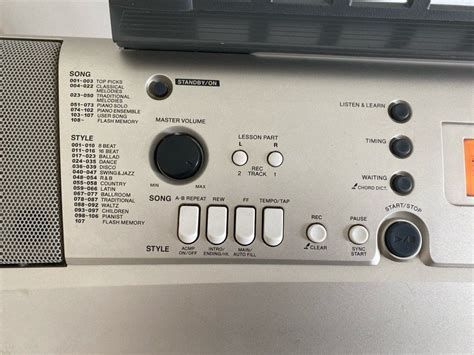 Yamaha Keyboard 61 Keys Psr E313 Hobbies And Toys Music And Media