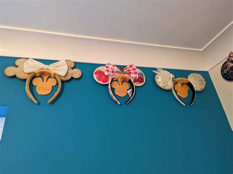 Mickey Minnie Disney Ear Wall Mount Holder Etsy