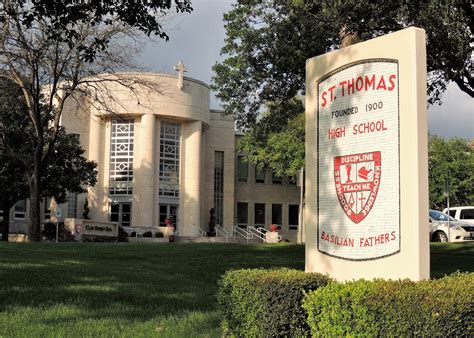 Houston In Pics St Thomas High School Memorial Dr At Shepherd