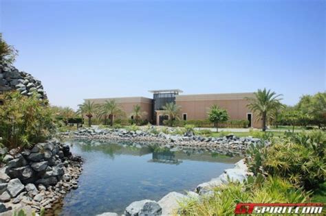 La Collezione Di Hamad Bin Hamdan Al Nahyan