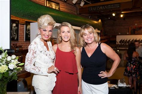 Yolanda Cellucci Receives The 2014 “designing The Next Generation Award