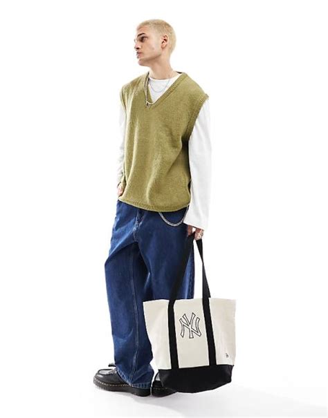 Asos Design Pull Sans Manches Oversize En Maille Duveteuse Kaki Asos