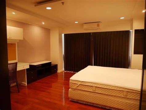 ขาย คอนโด 1 ห้องนอน State Tower สีลม 67 ตรม ราคาต่ำกว่าตลาด ขายพร้อม