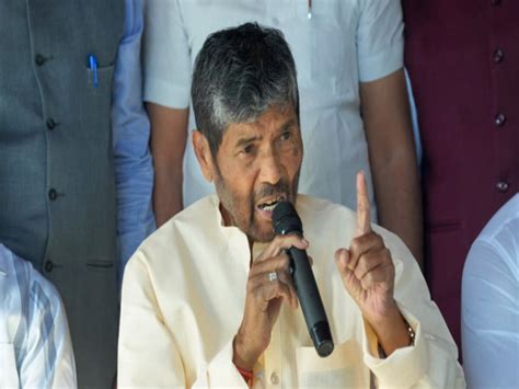 Lok Sabha Chunav 2024 President Accepts Pashu Pati Kumar Paras