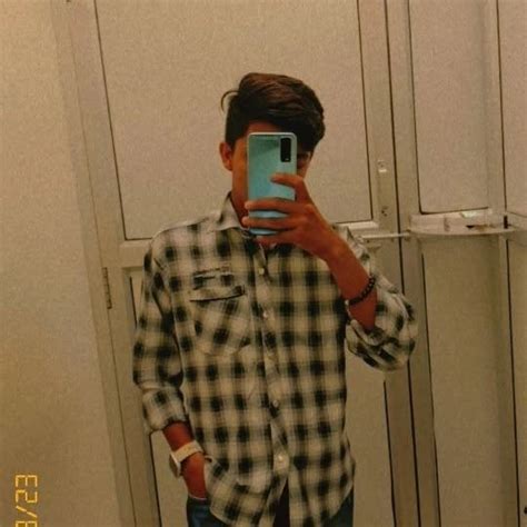 Jassi 👀 Jassii30 • Threads Say More