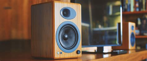 Can I Connect Bookshelf Speakers To My TV