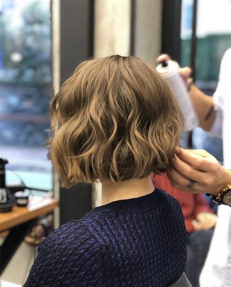 23 Striking Jaw Length Blunt Bob Cuts To Complement All Face Shapes Artofit