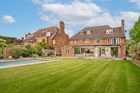 Celebrity Homes And Billionaire Properties In The Bishops Avenue